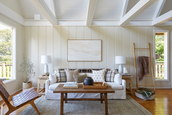 STEP INSIDE THE ANDERSON A-FRAME – Saffron + Poe